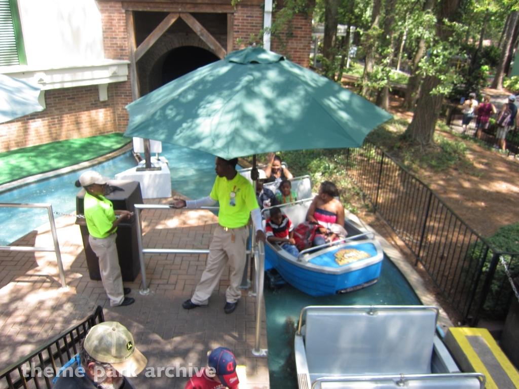 Theme Park Archive | Monster Mansion at Six Flags Over Georgia