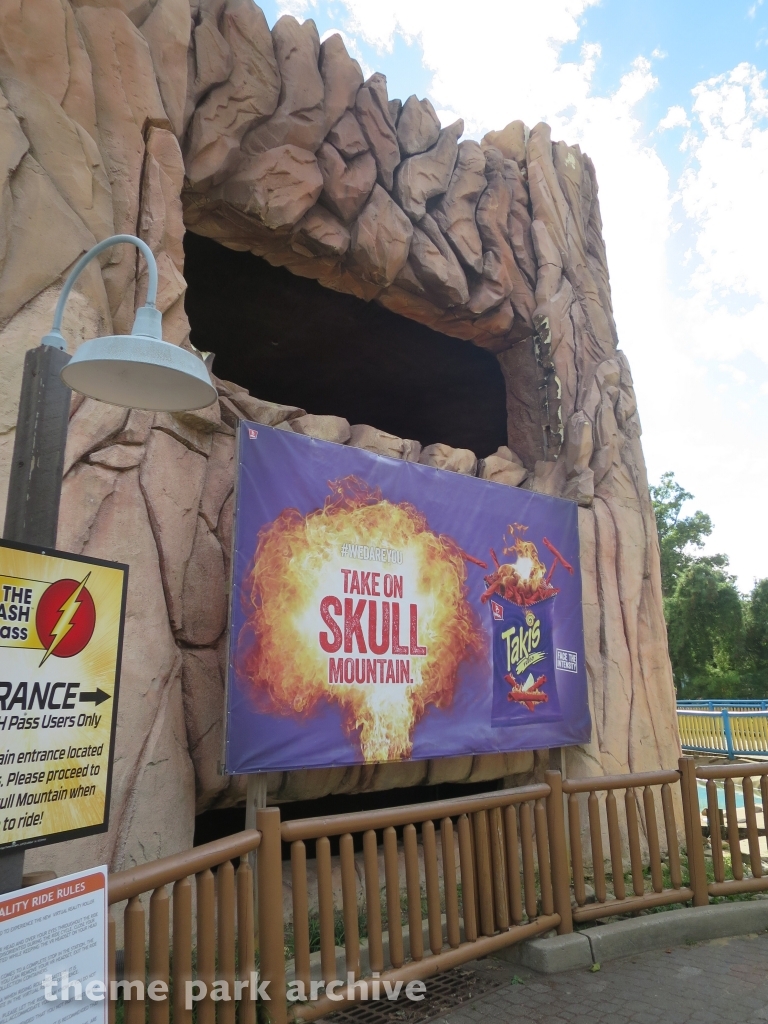 Skull Mountain Six Flags